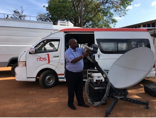 Use and advantages of VSAT Networks | by intersat | Medium