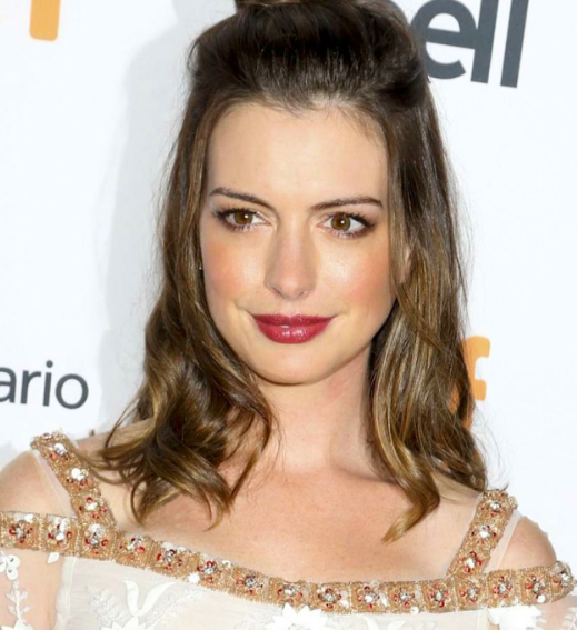 Is Anne Hathaway Really Shakespeare’s Wife in a Modern Guise? | by The ...