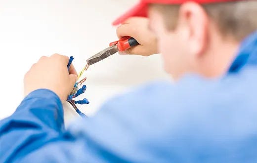 electrician glenroy - Q-Tech Electrical Services - Medium