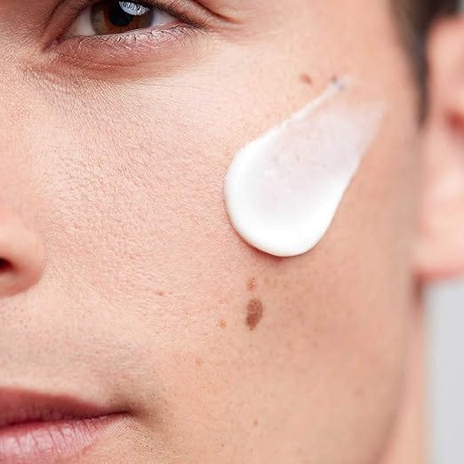 Guide: How to Keep Face Moisturizer Firm, Smooth & Hydrated | by ...
