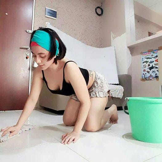 Cerita Sex Kenikmatan Bercinta Dengan Pembantu | by pusakajitu | Apr, 2024 | Medium