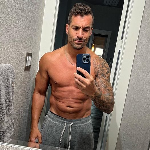 Sculpting Your Fitness Goals at Gold’s Gym SoCal_ What to Expect — Joel Freeman | by Joel ...