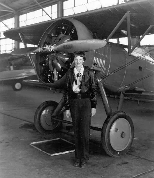 Amelia Earhart Und Neta Snook