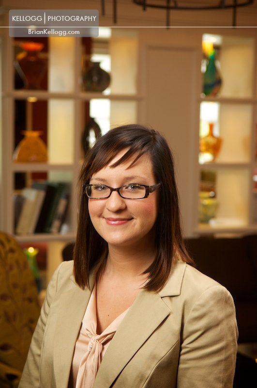 How Do You Find Right Columbus Ohio Headshots Photographer? | by Kellogg Photography | Medium