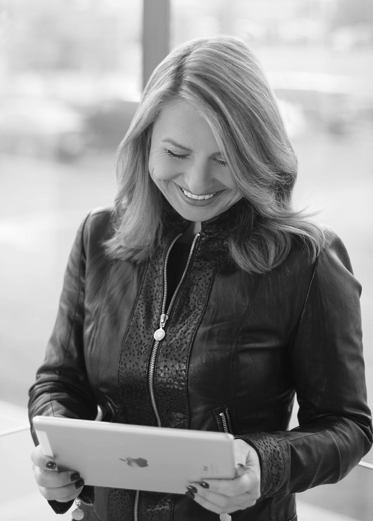 Inside the life of a real estate agent | by Chloe Dee | Mar, 2025 | Medium
