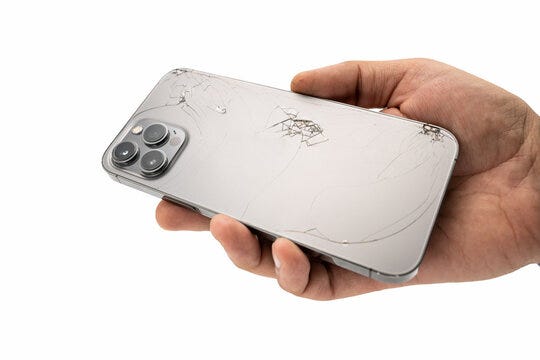 iPhone 15: Common Problems. The unveiling of the iPhone 15 has been ...