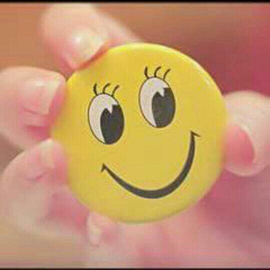 Smile 😃 - Fatima 🇨🇦 - Medium