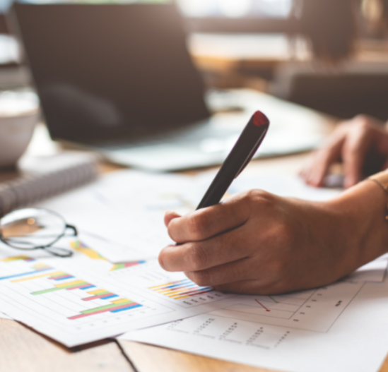 PERSONALIZED BUSINESS REPORT - Arneta Rose - Medium