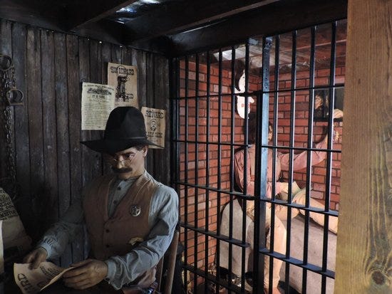Links to the Clink. An excellent essay, Elizabeth. | by Eric Griggs ...