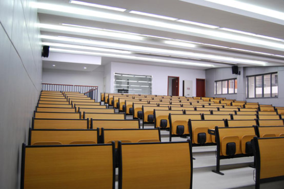 How to Choose Ladder-shaped Classroom Desks and Chairs | by Ftseat | Medium