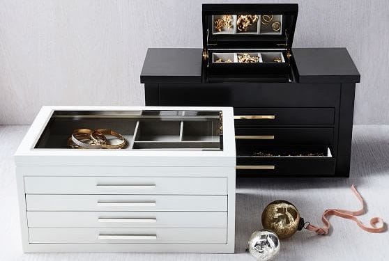 Choose Best Jewelry Boxes. We have a tendency to all agree that… | by ...