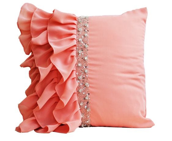 “Buy Pillows in Dubai: Discover the Perfect Blend of Comfort and Style ...