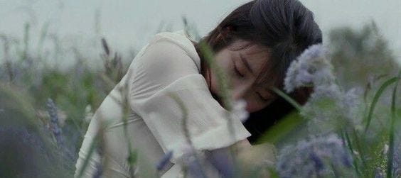 Be Careful with a Woman Whose Father Was the First Man to Break Her ...