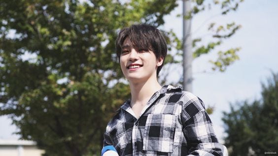 happy lee chan day - S - Medium