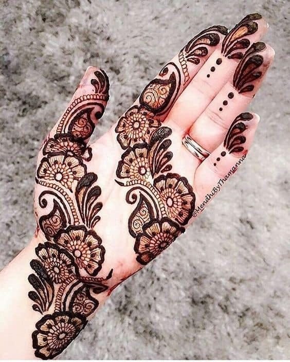 Best Front Hand Mehndi Design for Romantic Dates | by Datings App | Medium