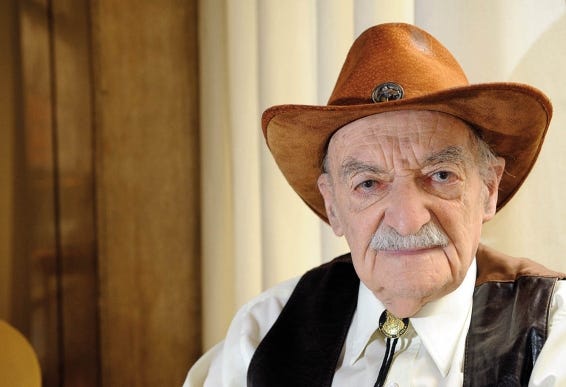 La belleza de lo simple. Alguna vez el maestro René Lavand dijo… | by ...