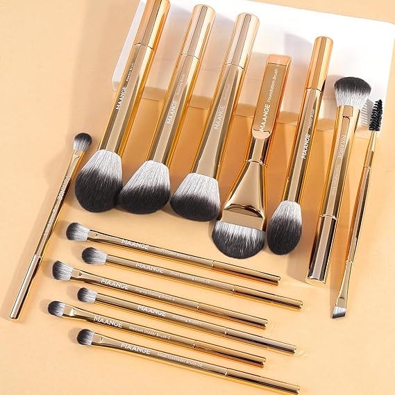 Shine Bright: A Complete Guide to the Best Gold Makeup Brush Sets | by ...