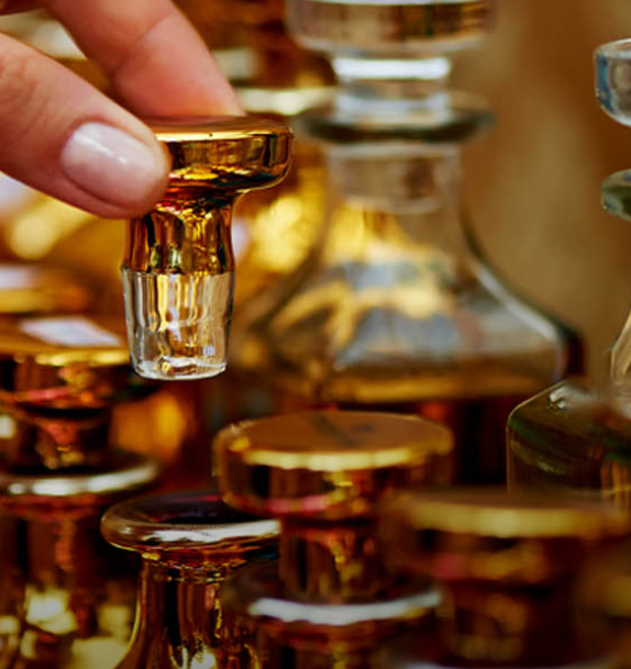 The Origin of Perfumes: Egypt and Rich Perfume History | by Raizasuhana ...