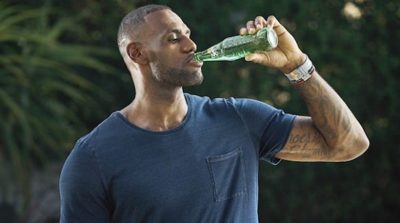 Celebrities Promoting Products 60 Photos - Moonagedaydream.film
