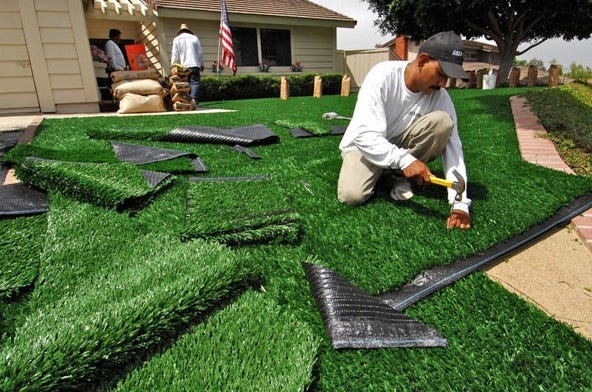 What materials are used in artificial turf? | by tips | Jun, 2024 | Medium