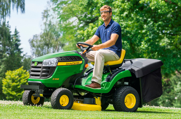 Things You Want to Look For When Buying a New Lawn Mower | by Carlina ...
