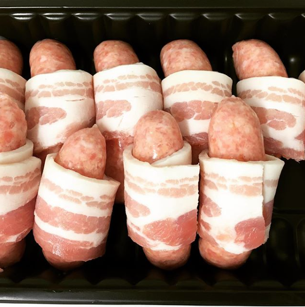’Pigs in blankets’ snuggle up for top spot at Christmas dinner table ...