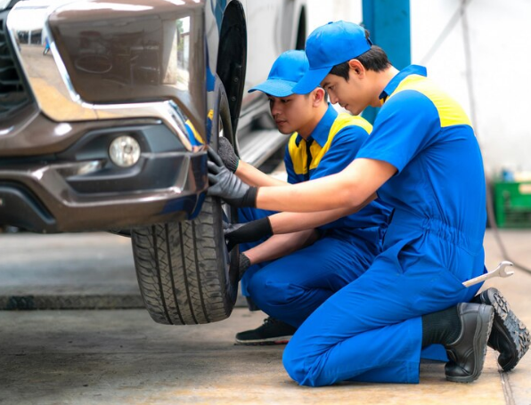 Quick Fix Anywhere: Emergency Mobile Tyre Fitting Mayfair - Kwik Tyres ...