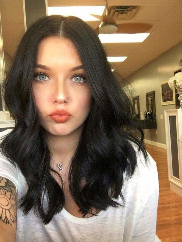 News Cafe Chivettes bored at work (32 Photos) | by Rim Reling | Medium