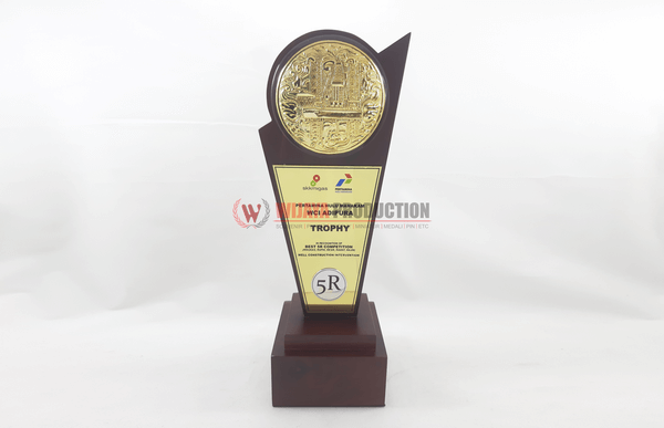 Membuat Piala Lomba sebagai Lambang Kemenangan | by Wijaya Production ...