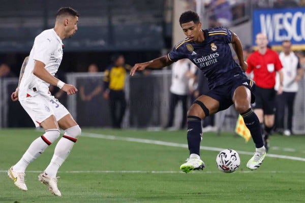 Legenda Real Madrid: Bellingham Tak Seperti Zidane, tapi Bagus | by Auristela Ningsih | Oct ...