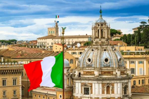 8 Reasons Why Expats Should Consider Moving To Rome | by Anyexpat | Medium