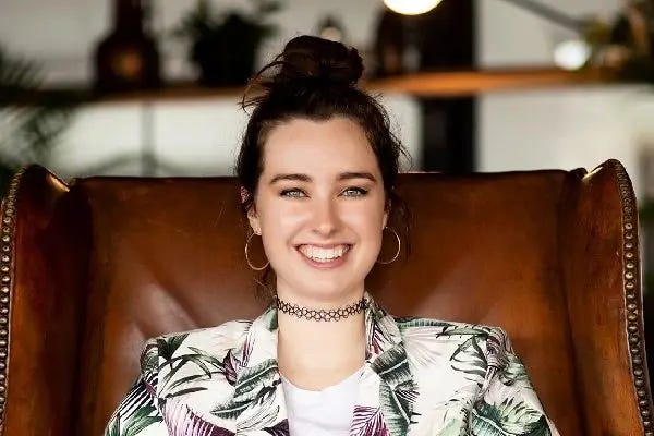 What Do We Know About DigsConnect Founder Alexandria Procter? | by Ava ...