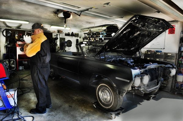 Can a Holdup Alarm Help a Body Shop During Danger? | by Laura Ray | Medium