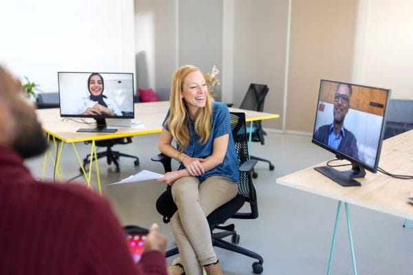 Hybrid workplace: The wave of the future | by Azharuddin Sheikh | Medium