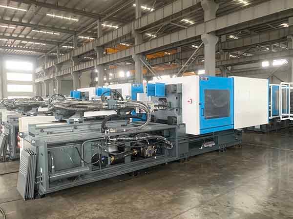 The selection and effect of injection molding machine raw materials on ...