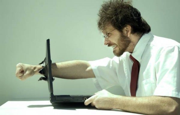 As reclamações. Ernesto P. sempre conta aos seus… | by Igor Paim | Medium