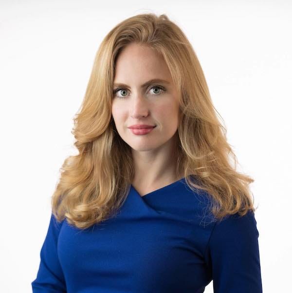 KTRK Reporter Shannon Ryan Leaving the Houston Station - Kevin Eck - Medium