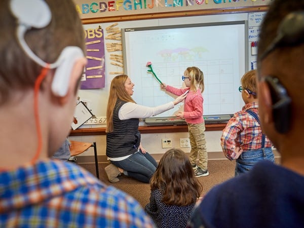 Teaching Materials For Hearing Impaired Students | by ruby sun | Medium