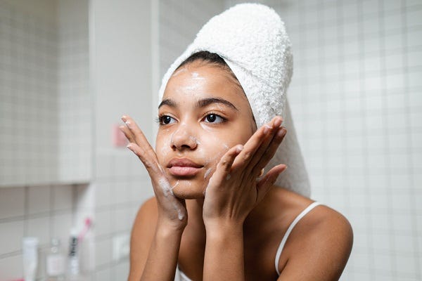 A Comprehensive Guide to Chemical Peels for Beautiful, Radiant Skin ...