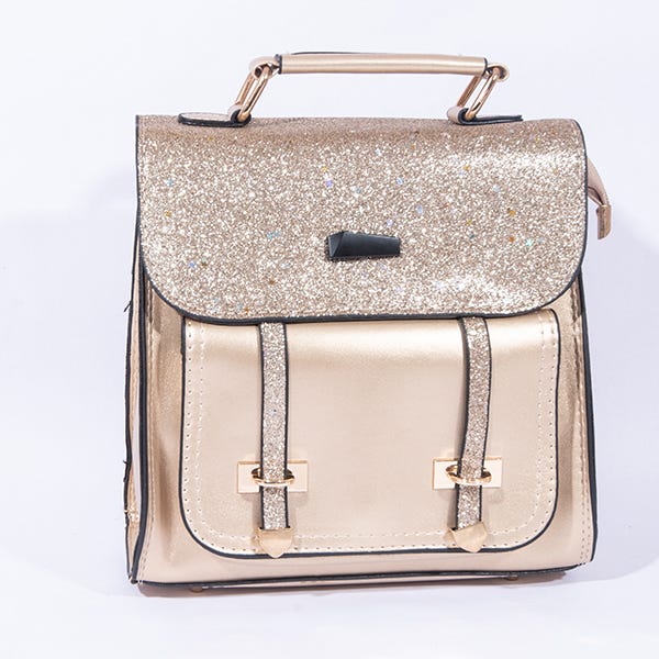 BE FEMININE EVERYWHERE-FINDING THE RIGHT BAG FOR A WOMAN | by ...