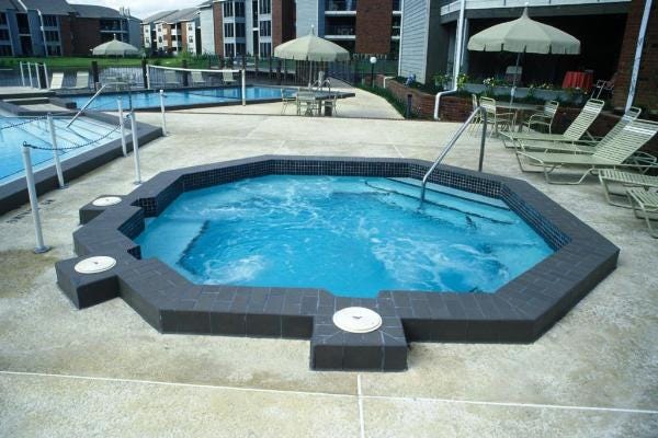 Swimming Pool Contractors to Custom Build Swimming Pool with Desired ...