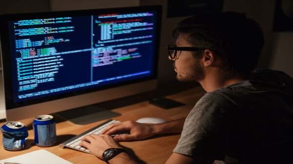 5 Must-know Python development tools for developers | by Gaurav Sharma ...