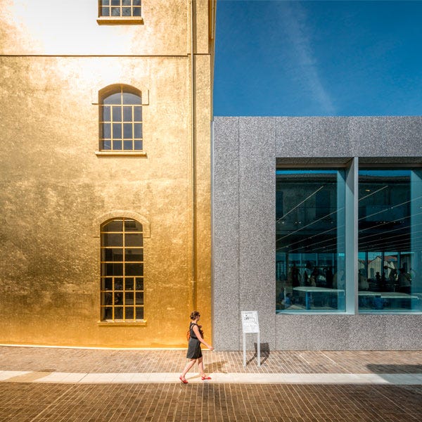 Permanent Interactions of Old and New: The Architecture Behind ...