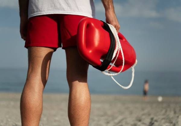 Sun Sand and Safety the Ultimate Lifeguard Employment - Aquatic ...