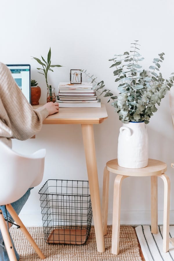 5 Tips for Using Smart Devices Safely | by NyDywritings | Medium