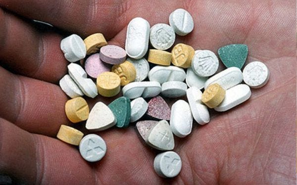 Qu’est-ce que la MDMA !!!. La MDMA est une substance synthétique… | by ...