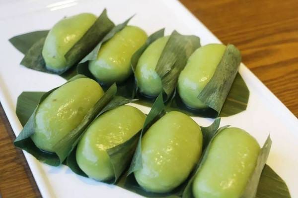 Chinese snacks — Rake leaves. sichuan tours | by Fancyeast | Medium