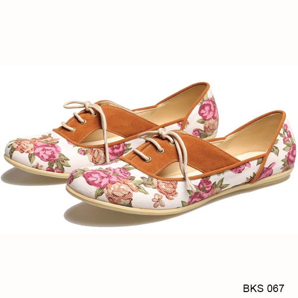 Sepatu Kets Wanita BKS 067. Sepatu Kets Wanita BKS 067 | by ata cakep ...