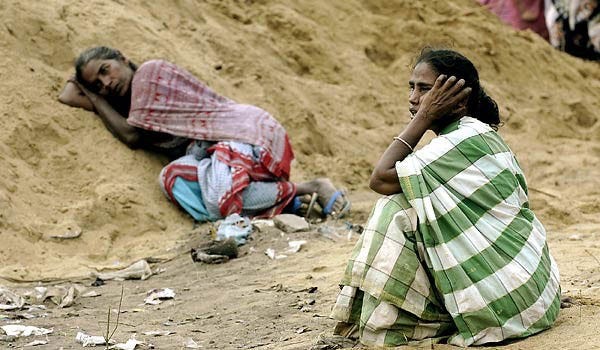 Kasteloos + vrouw = kansarm. Een van de meest typerende dingen aan ...