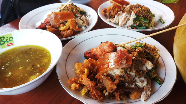 Warung Babi Guling Pak Dobiel — Bali | by Laurensia Eveline | Medium